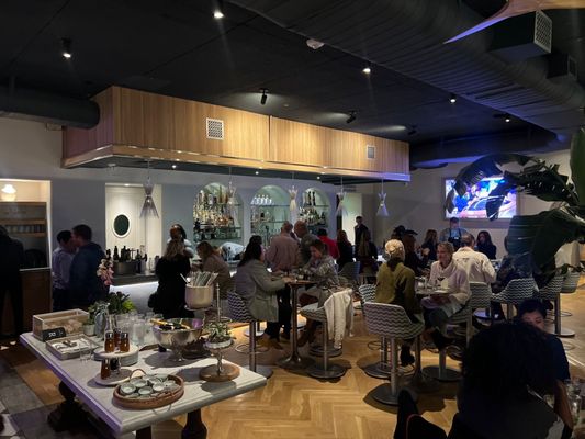 QUINCE RIVERSIDE - Updated May 2024 - 273 Photos & 204 Reviews - 1701 ...