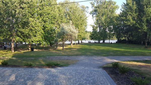 PARC CHARBONNEAU - Updated December 2025 - Rue Charbonneau, Rosemère ...