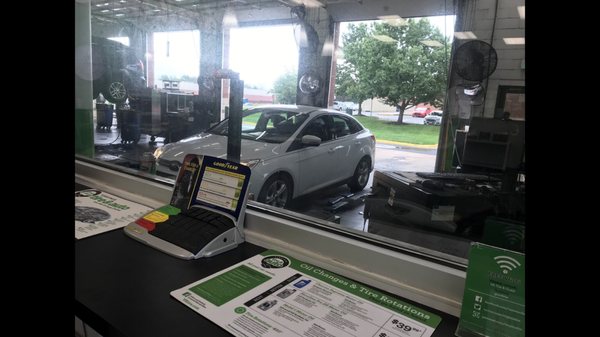 VIRGINIA TIRE & AUTO OF GAINESVILLE - Updated December 2025 - 31 Photos ...