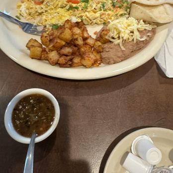 LOS JARRONES - Updated July 2025 - 154 Photos & 174 Reviews - 170 E ...