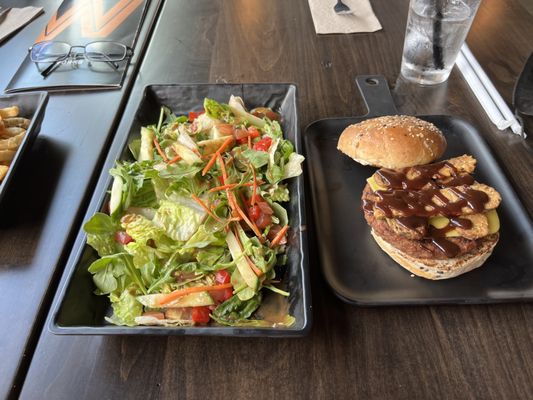 THE WORKS CRAFT BURGERS & BEER - Updated October 2025 - 609 Roehampton ...