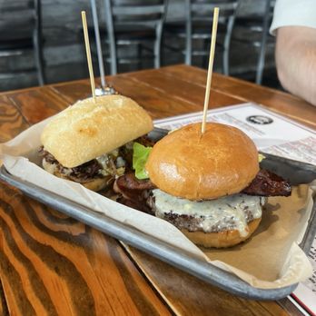 PDX SLIDERS - Updated June 2025 - 567 Photos & 570 Reviews - 3111 SE ...