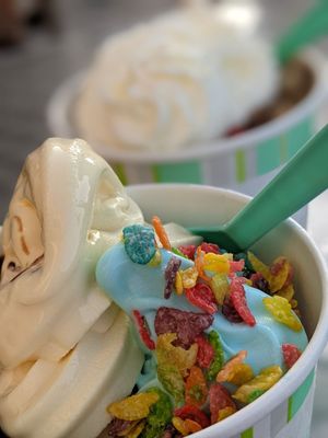 YOGURTINI - SURPRISE - Updated July 2025 - 212 Photos & 119 Reviews ...