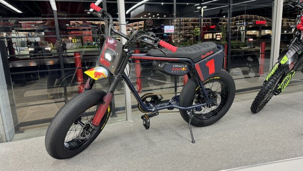 SPEED ADDICTS - Updated July 2025 - 35 Photos & 49 Reviews - 2075 N ...