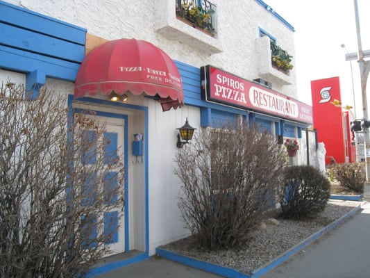 SPIROS PIZZA & GREEK TAVERNA - Updated December 2025 - 20 Photos & 73 ...
