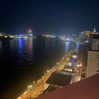 ELECTRIC MOON SKYTOP LOUNGE + MOON DECK - Updated January 2026 - 387 ...