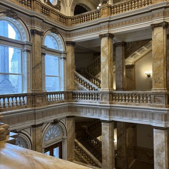 MILWAUKEE PUBLIC LIBRARY - Updated October 2025 - 140 Photos & 33 ...