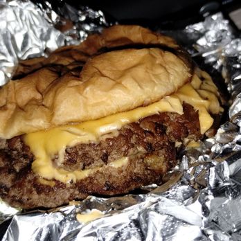 PIPO BURGERS - Updated October 2025 - 74 Photos & 36 Reviews - 10808 NW ...