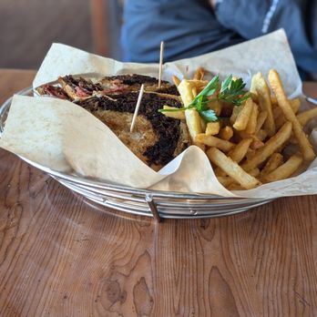 WAVE STREET CAFÉ - Updated May 2025 - 1397 Photos & 1157 Reviews - 550 ...