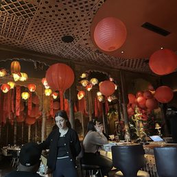 ELEPHANT EAST - Updated December 2025 - 573 Photos & 258 Reviews - 2823 ...