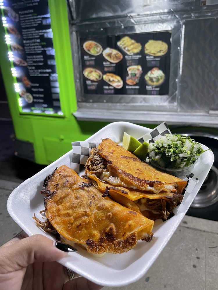 EL GRITO - Updated July 2024 - 47 Photos & 50 Reviews - 10600 Hawthorne ...