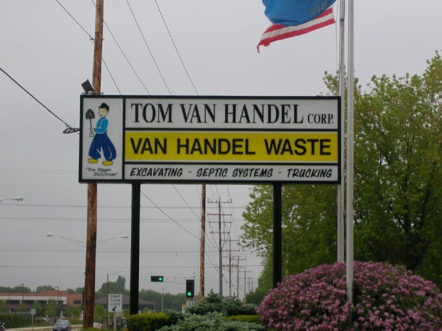 VAN HANDEL TOM CORP - Updated December 2025 - 1830 E Edgewood Dr ...