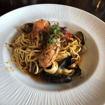 THE ITALIAN CLUB FISH - Updated October 2025 - 33 Photos & 25 Reviews ...