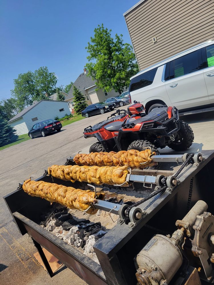 CARLEE’S BAR & GRILL - Updated November 2025 - 19 Photos & 16 Reviews ...