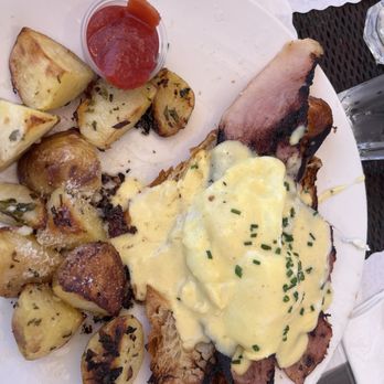 RED HOUSE CAFE - Updated August 2025 - 1847 Photos & 2158 Reviews - 662 ...