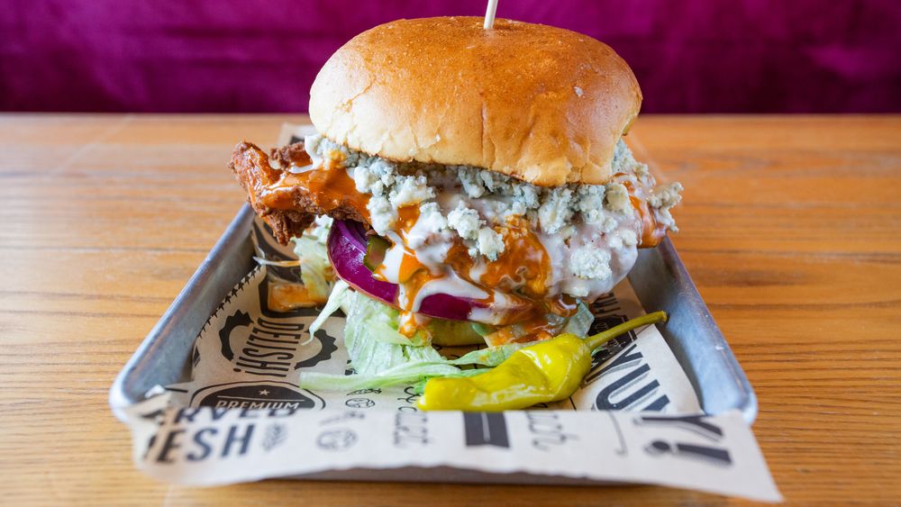 MULLIGANS GRILLE & TAVERN - Updated October 2025 - 83 Photos & 16 ...