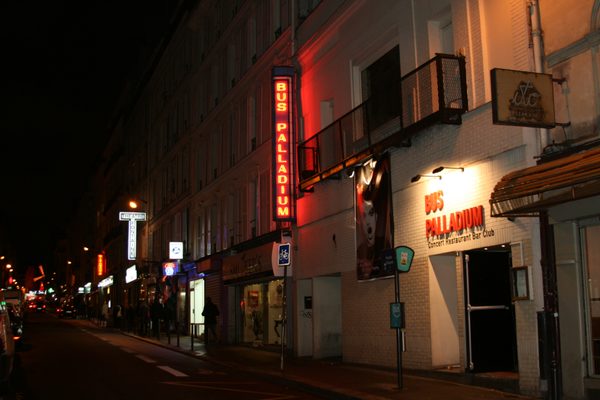 LE BUS PALLADIUM - Updated June 2026 - 50 Photos & 61 Reviews - 6 rue ...