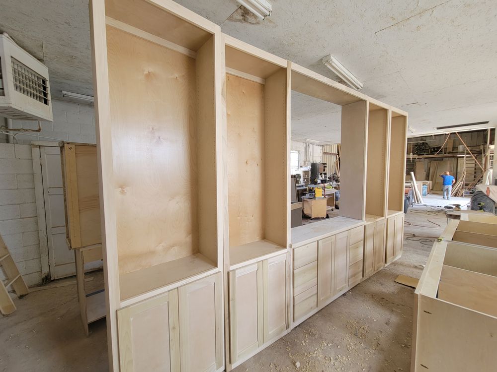 TRIPLE R REFINISHING - Updated July 2025 - 33 Photos - 6427 Jenny Dr, San Antonio, Texas ...