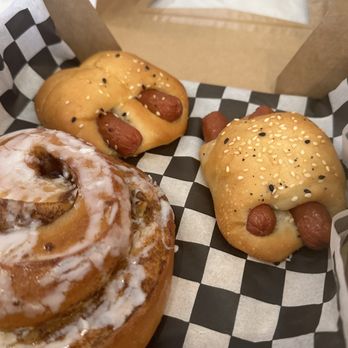 BEAR MOON BAKERY - Updated December 2025 - 178 Photos & 323 Reviews ...