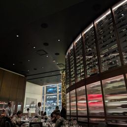 VALBELLA AT THE PARK - Updated July 2025 - 28 Photos & 31 Reviews - 3 ...