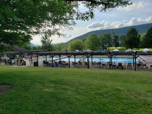 COUNTRY CLUB OF HARRISBURG - Updated December 2025 - 401 Fishing Creek ...