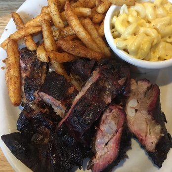 CHUCK’S SOUTHERN COMFORTS CAFÉ - Updated July 2024 - 552 Photos & 934 ...