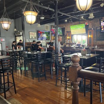 MCDONAGH’S PUB & RESTAURANT - Updated October 2024 - 396 Photos & 400 ...