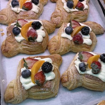 FOODY WORLD - Updated October 2025 - 224 Photos & 32 Reviews - 8 ...