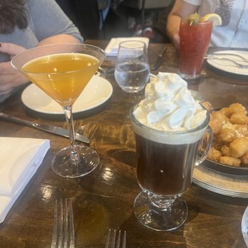 THE ROUNDHOUSE - Updated May 2024 - 531 Photos & 536 Reviews - 2 E Main ...