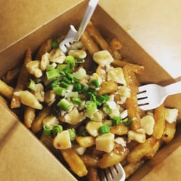 MEAN POUTINE - Updated July 2025 - 304 Photos & 304 Reviews - 718 ...