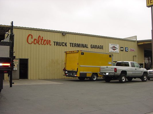 COLTON TRUCK TERMINAL GARAGE - Updated June 2026 - 37 Reviews - 863 E ...