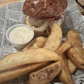 SKIPPY’S BURGER BAR - Updated December 2025 - 37 Photos & 54 Reviews ...