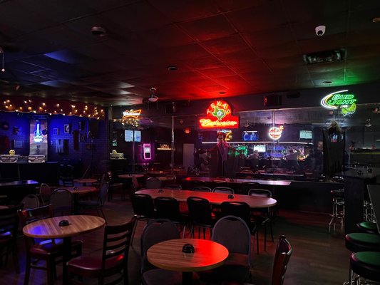 MEMPHIS BAR & GRILL - Updated July 2025 - 11 Photos - 203 N Spur 63 ...