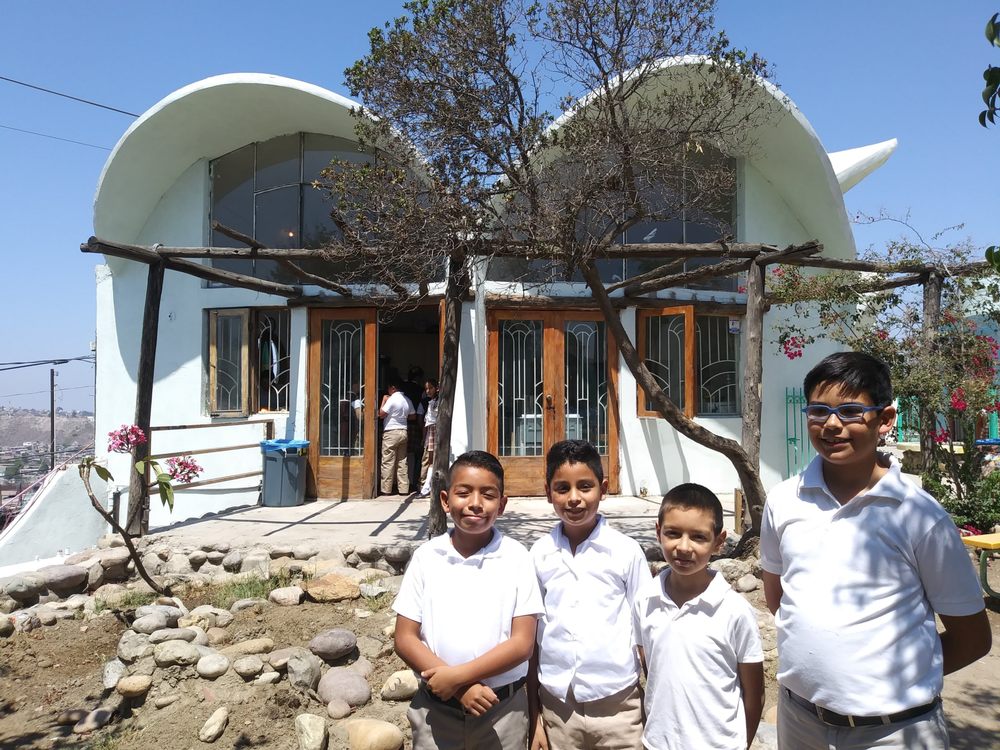 COLEGIO LA ESPERANZA - Updated May 2024 - Av. Dirección del Trabajo ...