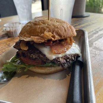 HOPDODDY BURGER BAR - Updated December 2024 - 440 Photos & 663 Reviews ...