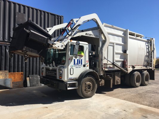 LIBERTY DISPOSAL - Updated January 2026 - 18 Photos - 4771 E Los Reales ...