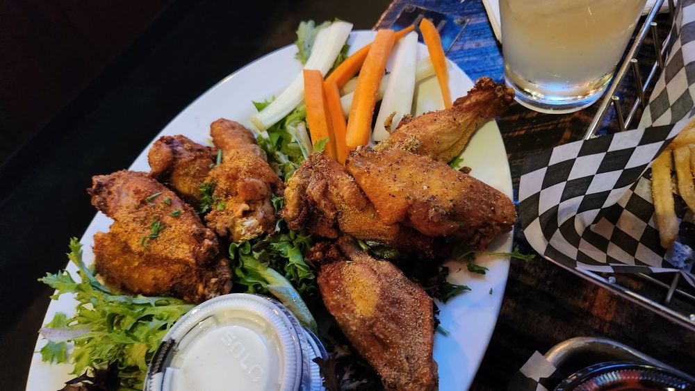 HIGHLINE RXR - Updated December 2025 - 222 Photos & 412 Reviews - 2010 ...