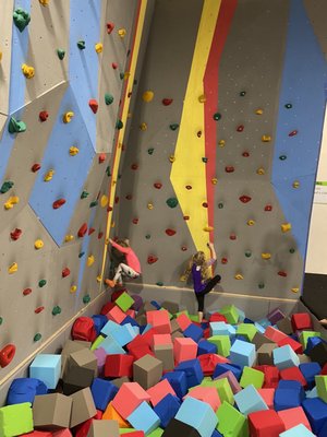 FUNZ TRAMPOLINE PARK WATERBURY - Updated December 2025 - 12 Photos ...