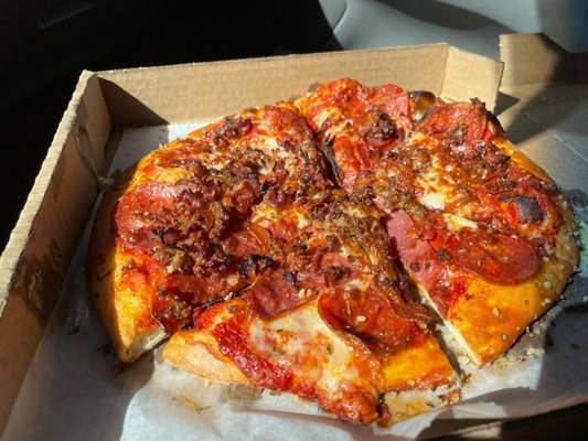 MAGPIES GOURMET PIZZA - Updated December 2025 - 67 Photos & 113 Reviews ...