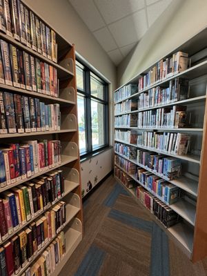 HUTTO PUBLIC LIBRARY - Updated October 2025 - 50 Photos - 500 W Live ...