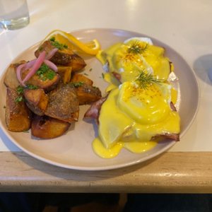 THE MONT - 49 Photos & 45 Reviews - Breakfast & Brunch - 2411 SE ...