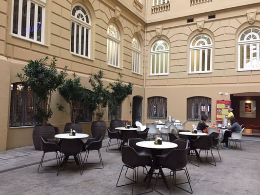 CAFÉ COM LETRAS LIBERDADE - Updated December 2025 - 28 Photos & 14 ...