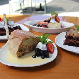 PHOENIX CLUB - Updated November 2025 - 853 Photos & 371 Reviews - 375 W ...