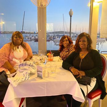 LARA’S FINE DINING - 570 Photos & 340 Reviews - 1900 Esplanade Dr ...