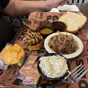 TASTE OF SMITHFIELD - 166 Photos & 140 Reviews - 217 Main St ...