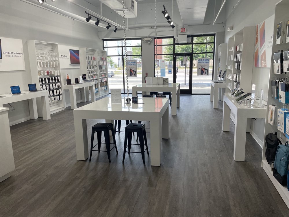SIMPLY MAC - Updated December 2025 - 699 W Gaines St, Tallahassee ...