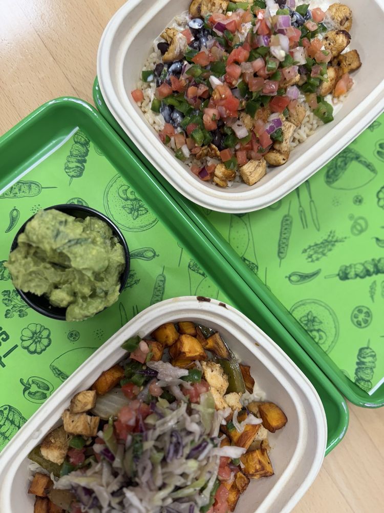 GUAC SHOP MEXICAN GRILL - Updated August 2025 - 7307 52nd Pl E ...