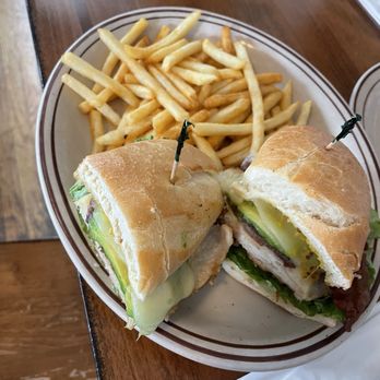 WILD HUCKLEBERRY - Updated November 2024 - 444 Photos & 685 Reviews ...