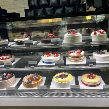 PARIS BAGUETTE - Updated January 2025 - 117 Photos & 50 Reviews - 7855 ...