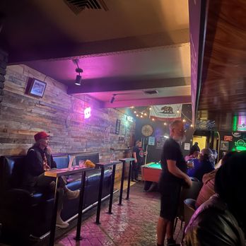 GOLD RAIL BAR - Updated December 2025 - 75 Photos & 71 Reviews - 1114 N ...